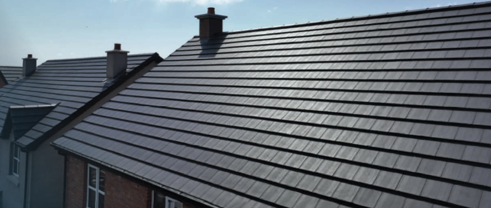 Breedon Generon സോളാർ റൂഫ് ടൈൽ: സംയോജിത പുതുക്കിയ ഊർജ്ജ പരിഹാരം